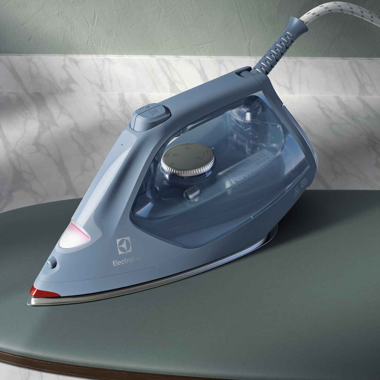 2600 watt Refine 700 steam iron - E7SI1-80DB | Electrolux Thailand
